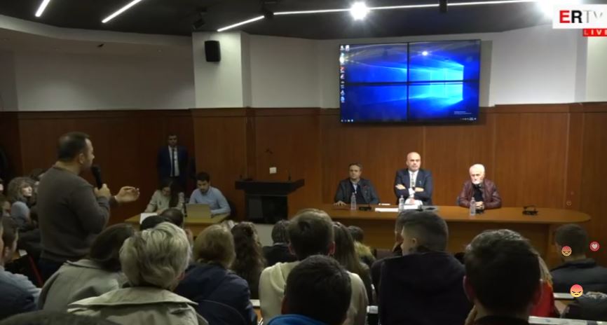 Rama-studentit: S'të jap llogari ty - Konica.al Rama-studentit: S'të jap llogari ty - Konica.al